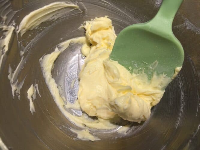 Easy Melting Moments Biscuit Recipe - Traditional Home Baking