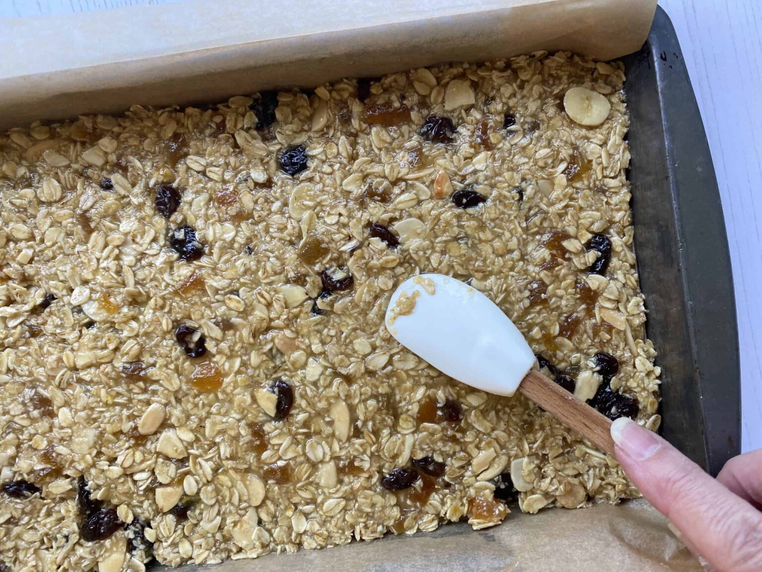 Apricot Flapjack Recipe - Traditional Home Baking