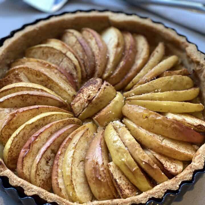 Easy Apple Tart Recipe - Traditional Home Baking
